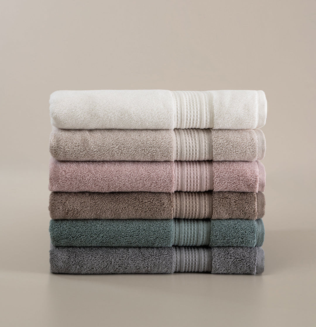 Toalla de Mano 50x90 cm 100% Algodón 600 gr D/Felix- Rosa – Plumas Home